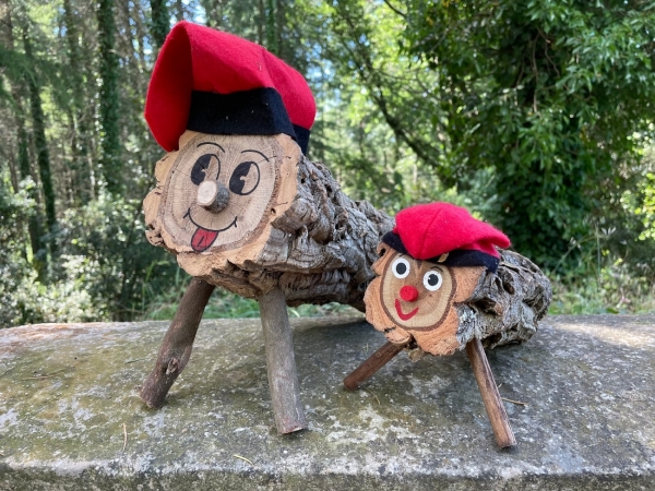 Caga tio log in Spain